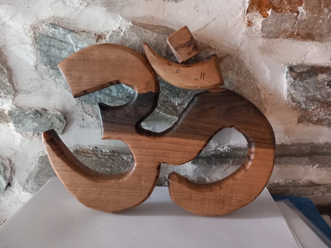 Wooden Om Symbol Aum Sign for Yoga Room, Meditation Space, Yoga Studio ...