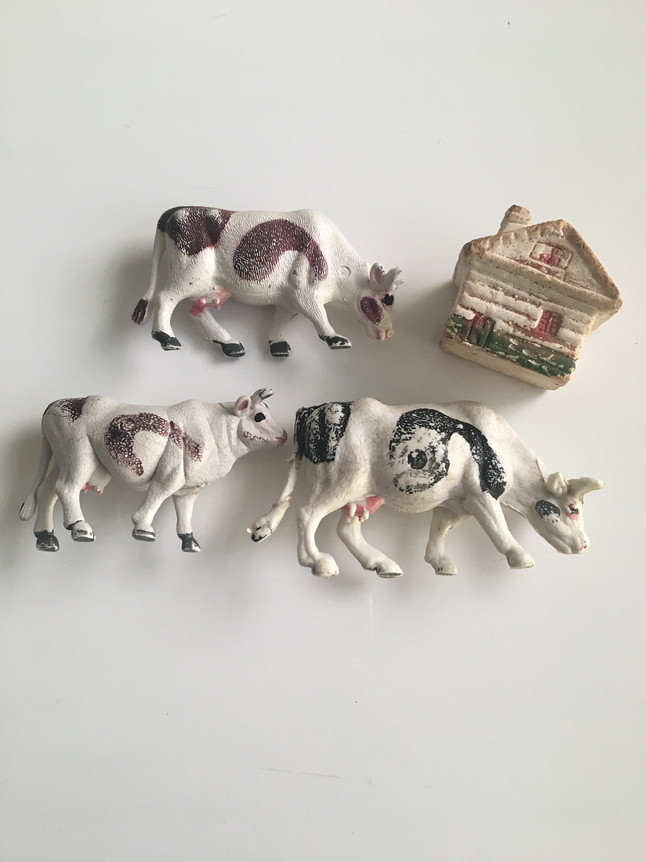Vintage plastic toy cows/farmyard animals | Etsy