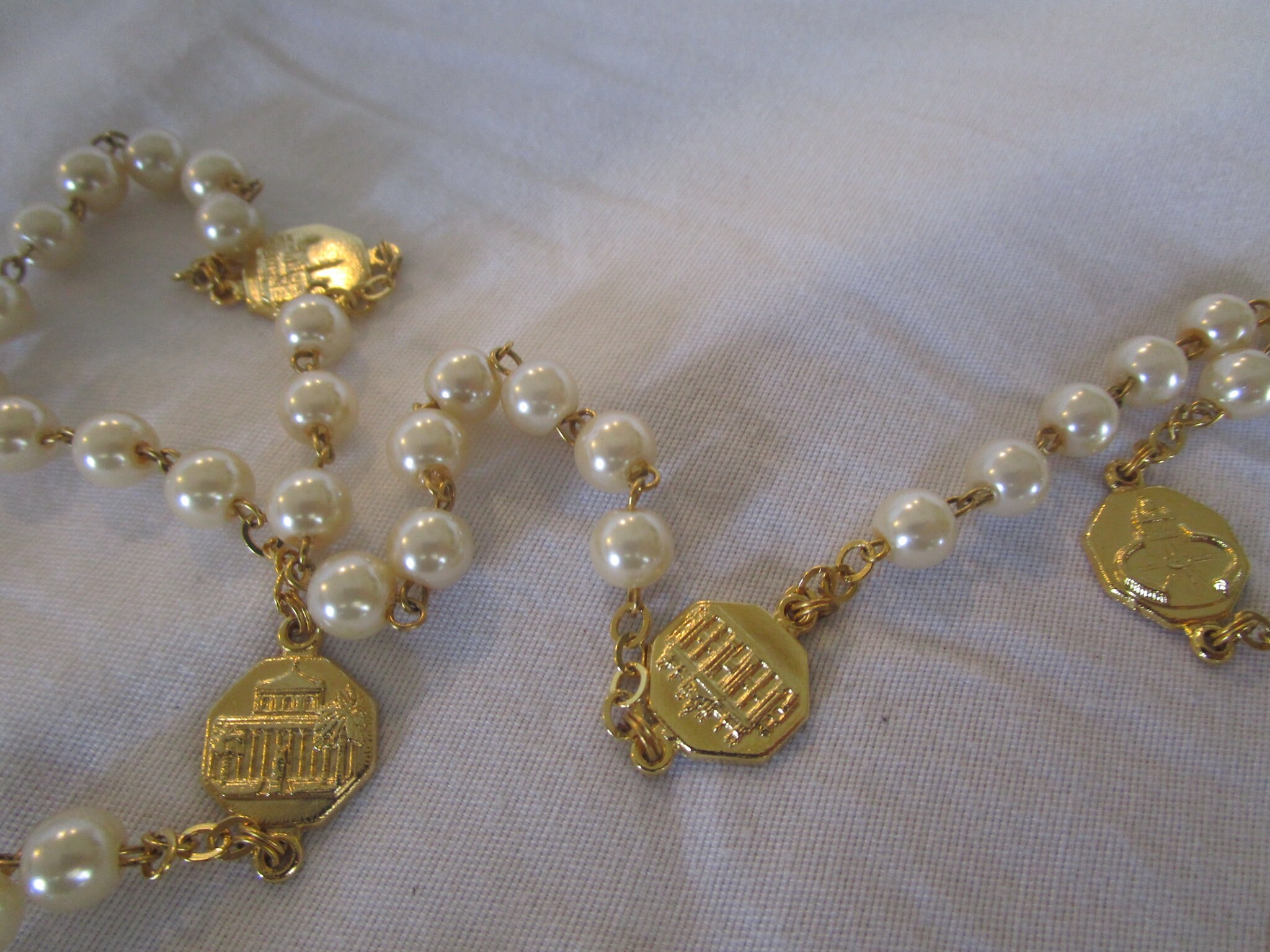 Nice Catholic 5 Saint Medal Rosary Gold Tone & Faux Pearl With Crucifix ...
