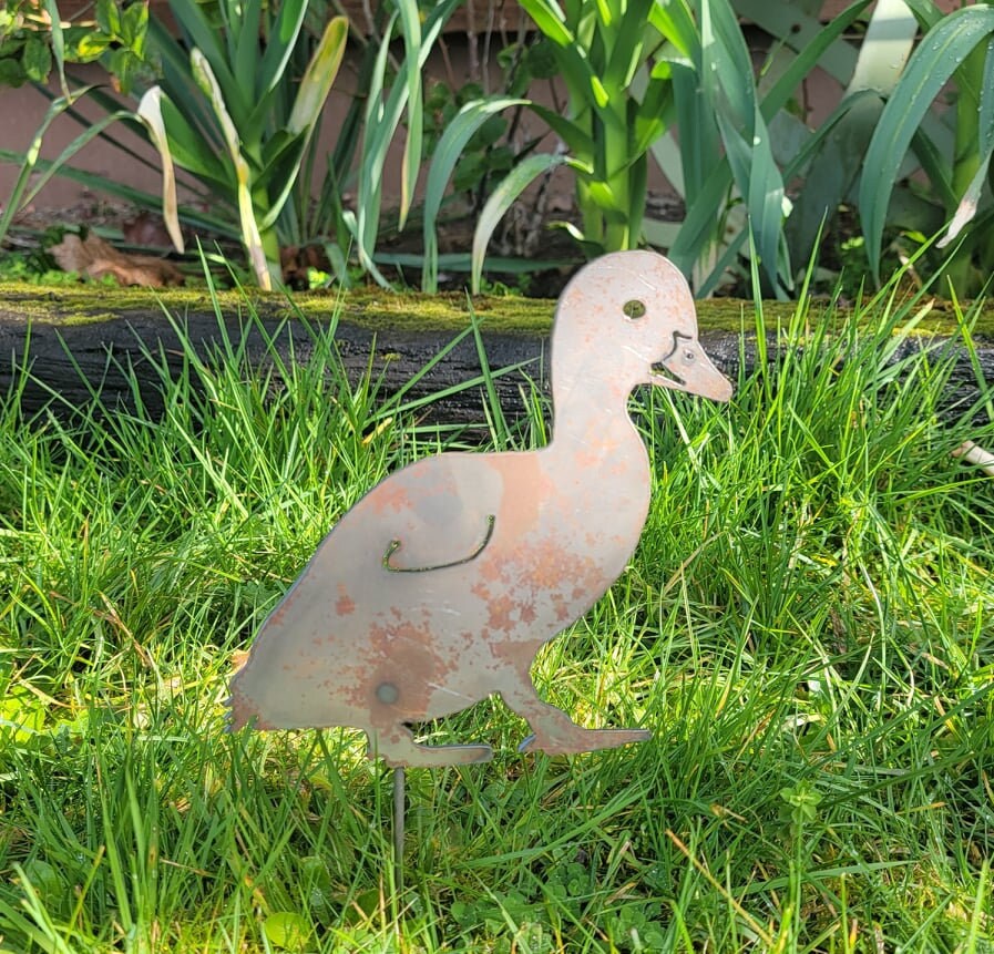 Metal Rusty Ducklings Baby Pekin Duck Garden Stake Lawn Outdoor Yard ...