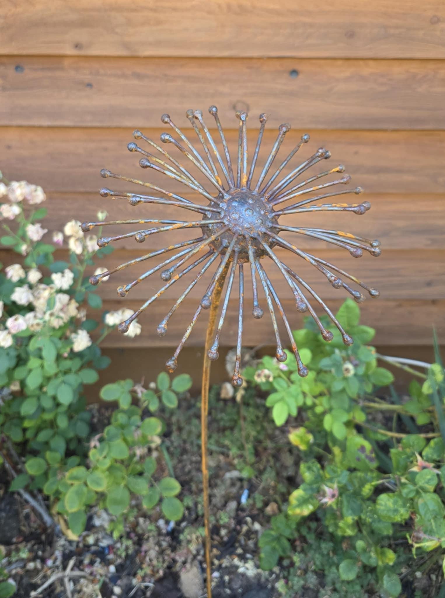 Iron Cut Metal Allium Flower Plant Stake Garden Lawn Yard Outdoor ...