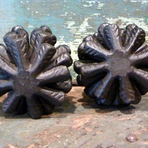 Cast Iron Metal Pine Cone-paper Weight-fall Decor-christmas Decor ...