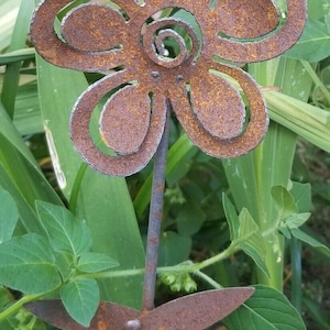 Set of 4 Cut Iron Metal Small Flower Picks Garden Stake Yard Lawn ...
