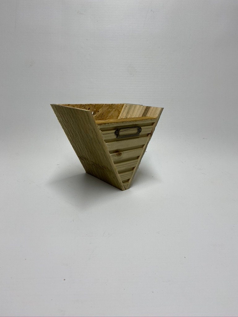 Stylish Herb Planters / Triangular planter / Wooden Planter / | Etsy