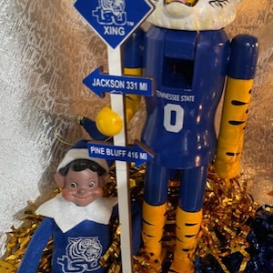 12 TSU Aristocat the Mascot Nutcracker - Etsy