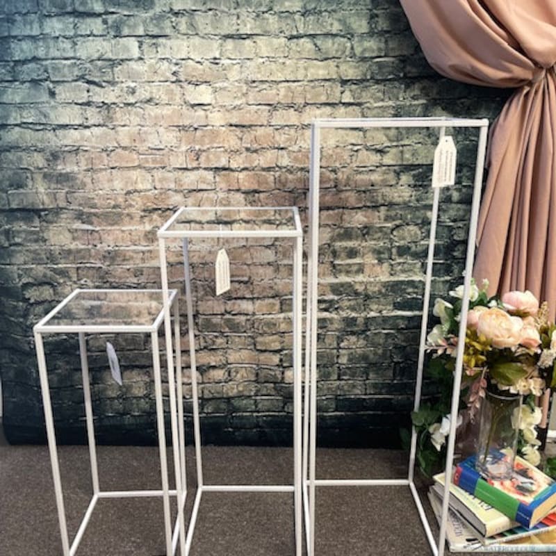 White Flowers Stand - Etsy UK