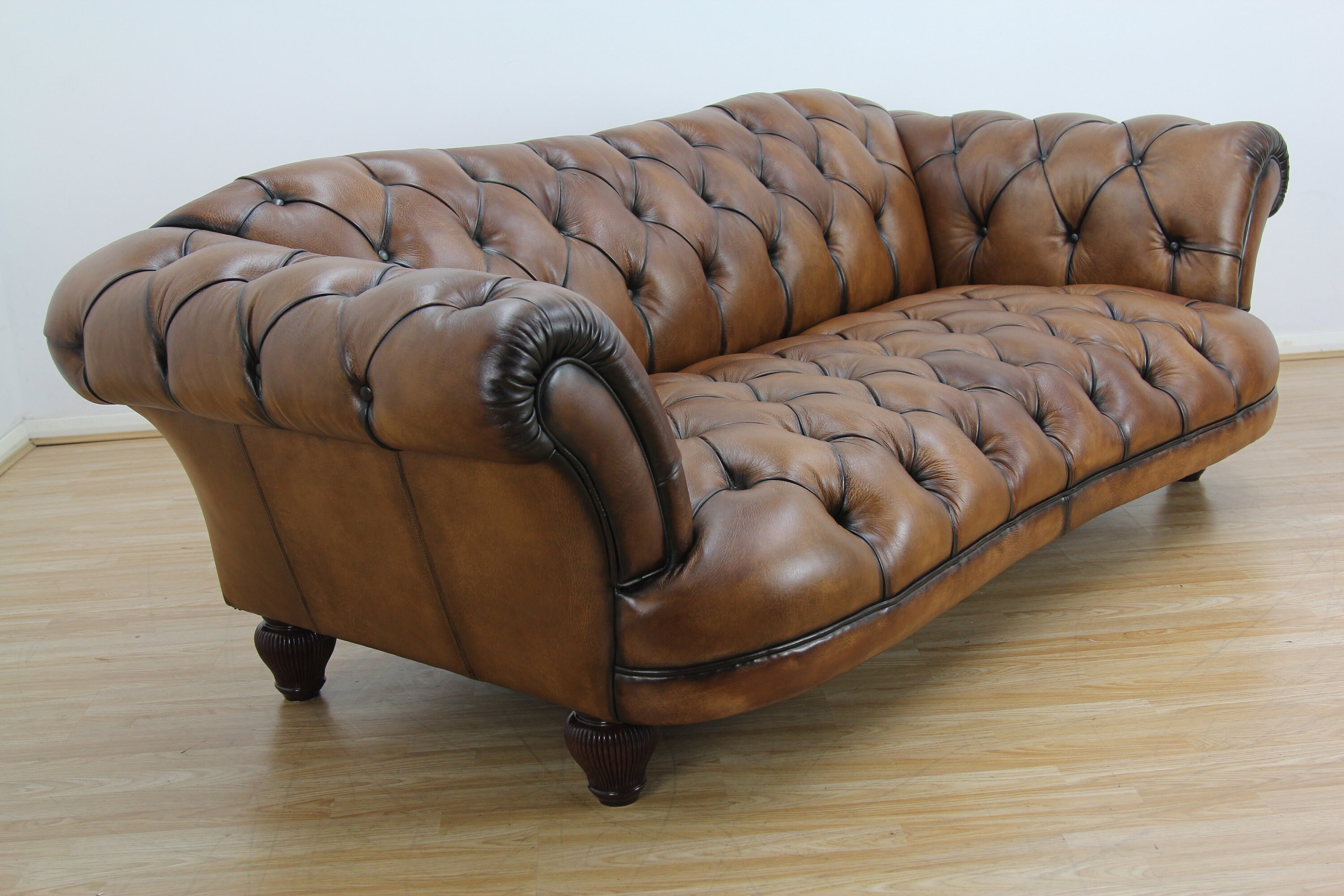 Oskar Chesterfield 4 Seater Sofa in Buffalo Leather, Hand Antique - Etsy