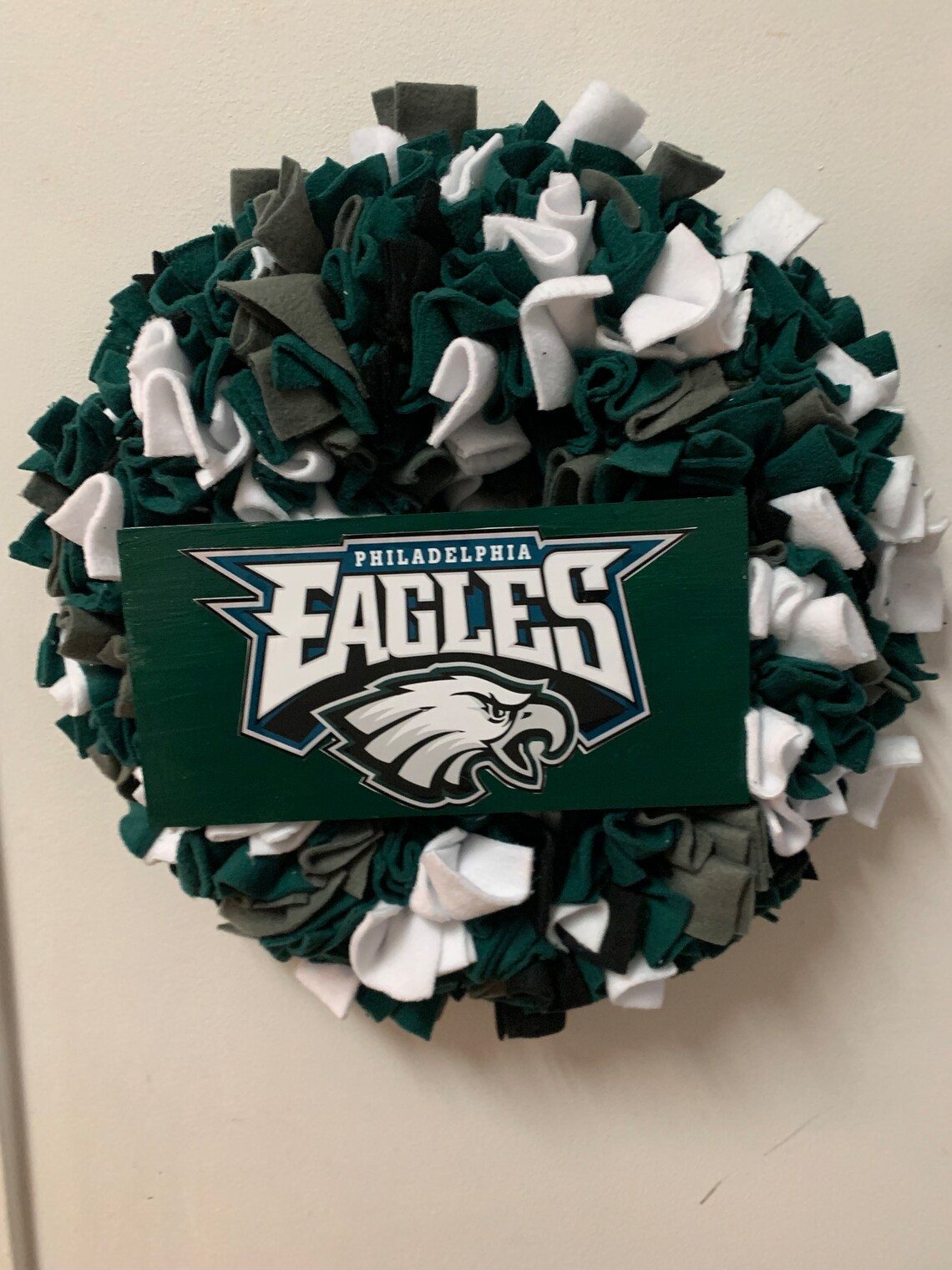 Philadelphia Eagles Fleece Wreath - Etsy