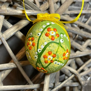 Real Chicken Eggs to Hang Up, Hand-painted Easter Decorations, Hand-decorated Hen Egg, Easter ...