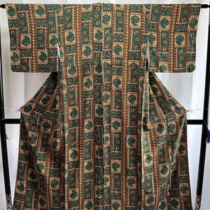 Vintage Japanese Silk Kimono - Beautiful Pattern - Etsy