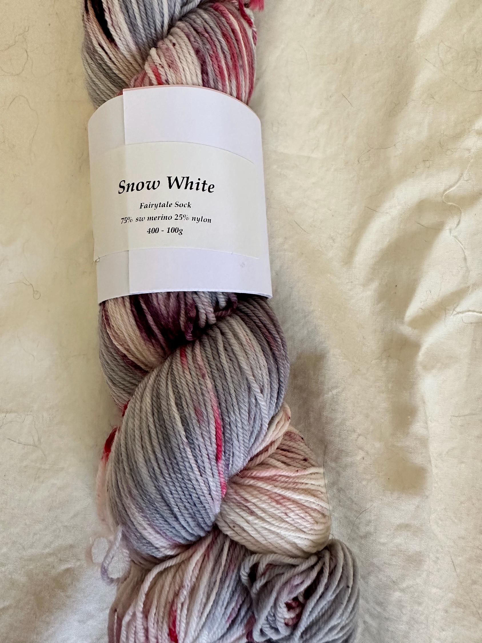 DESTASH YARN: Through the Wardrobe Yarn Co 2022 YOTM Club Superwash ...