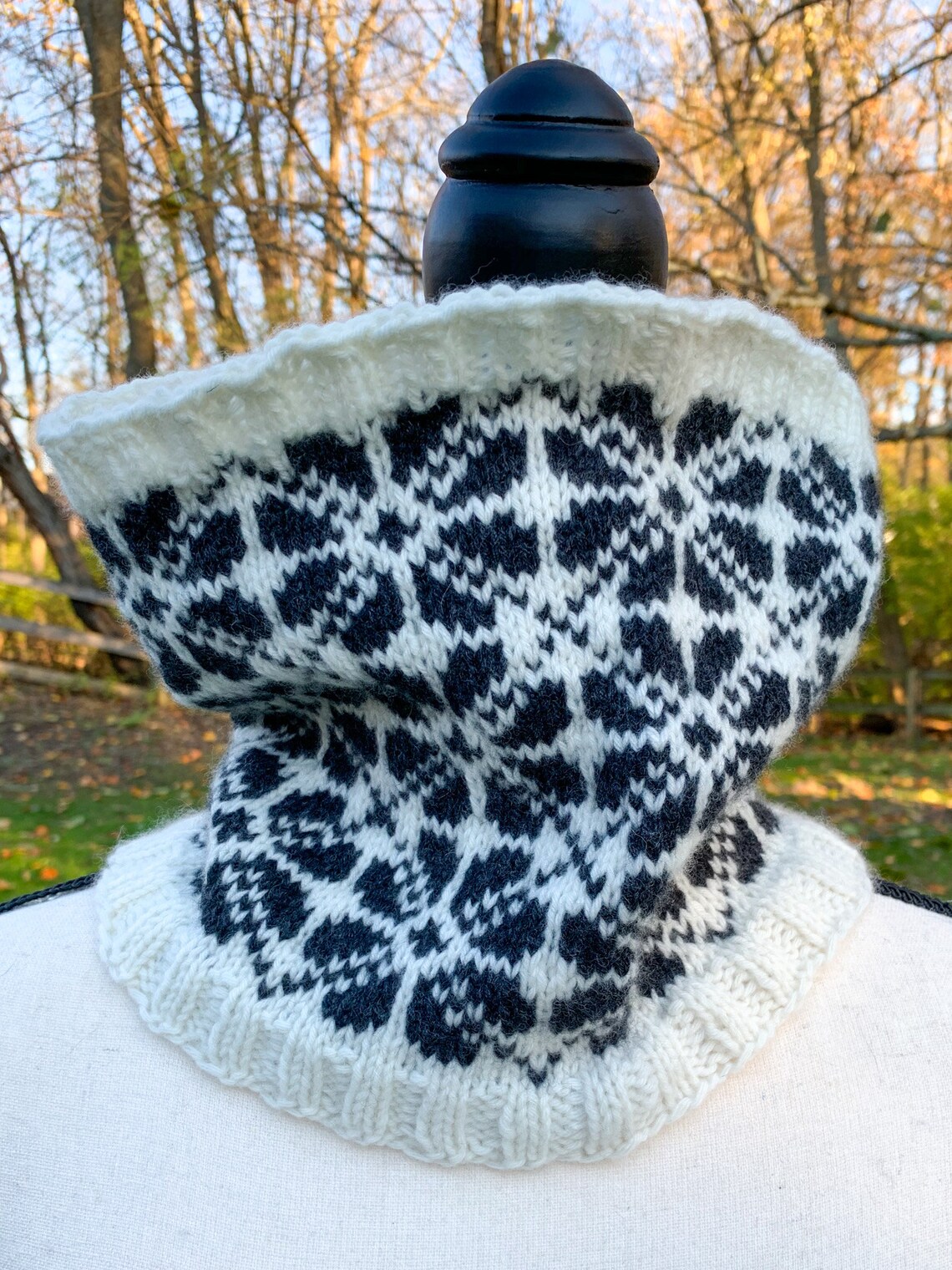 KNIT Pattern - Arabis Cowl - Stranded Colorwork Flower Pattern - Etsy