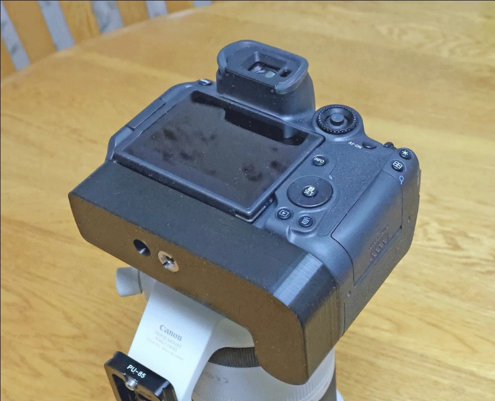 Camera Grip for Canon R7 With Tripod Mount - Etsy