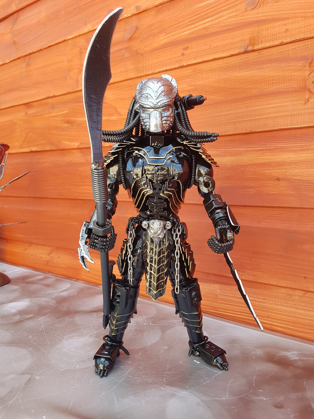 Inspired By: PREDATOR From Alien Vs Predator MAPPRED40BG Metal Art ...