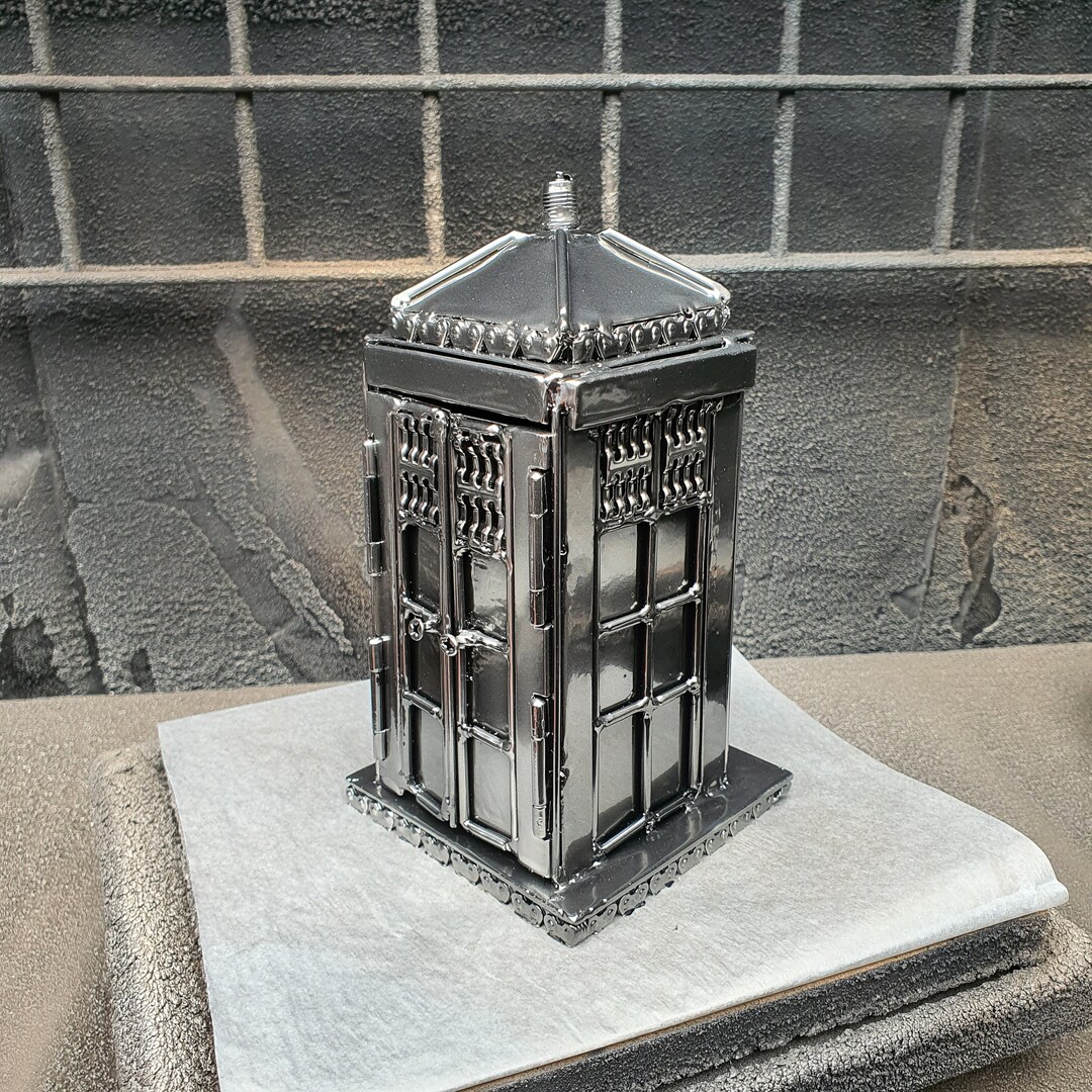 Dr Who - Tardis Big Painted Metal Art Productions Handmade Recycled ...