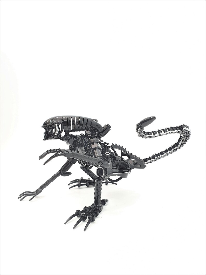 Alien 40cm Creeping Black Edged Handmade Recycled Metal Art | Etsy UK