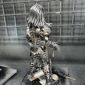 Predator 40cm Chrome With Silver Edging, Alien Vs Predator, Sci Fi ...