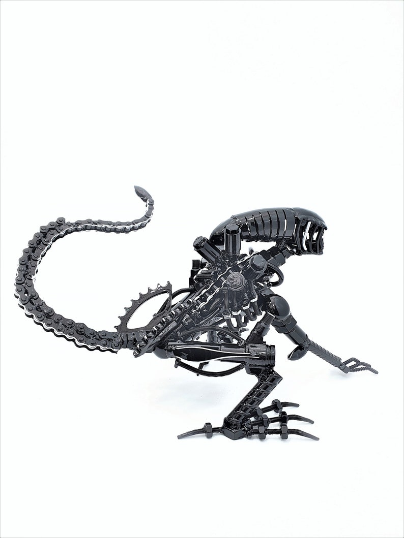 Alien 40cm Creeping Black Edged Handmade Recycled Metal Art | Etsy UK