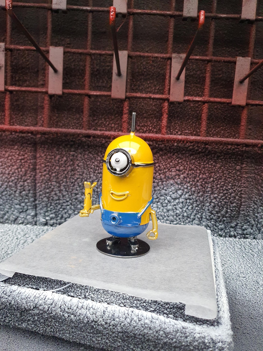 Inspired By: Minion Stuart From Despicable Me MAPMINBANP Metal Art ...