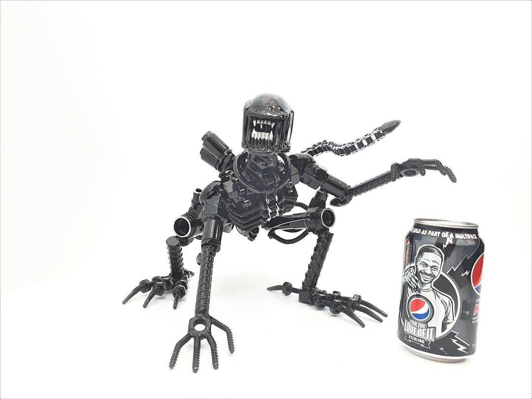 Alien 40cm Creeping Black Edged Handmade Recycled Metal Art Productions ...