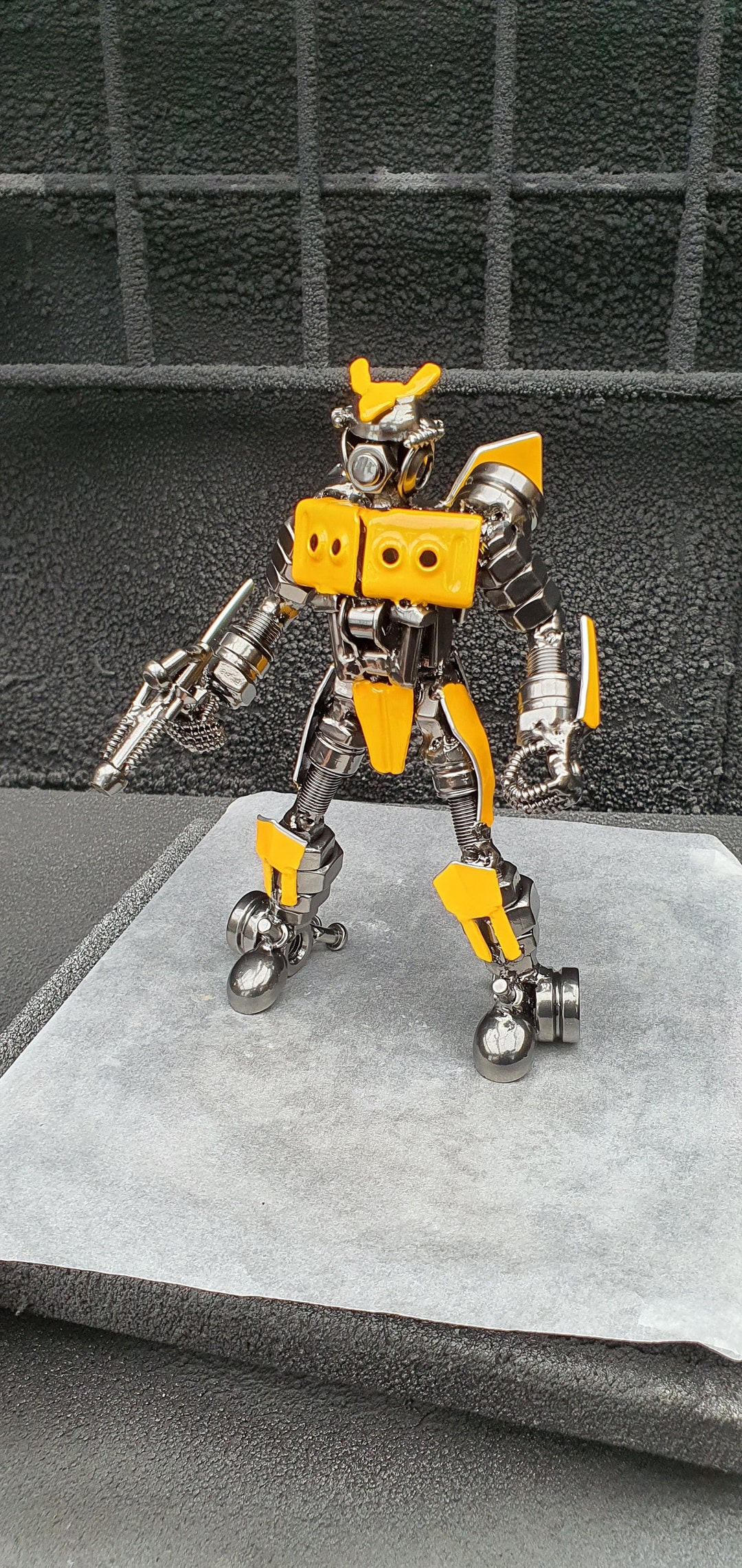 Bumblebee Standing Holding Gun Painted Small Sci-fi - Etsy