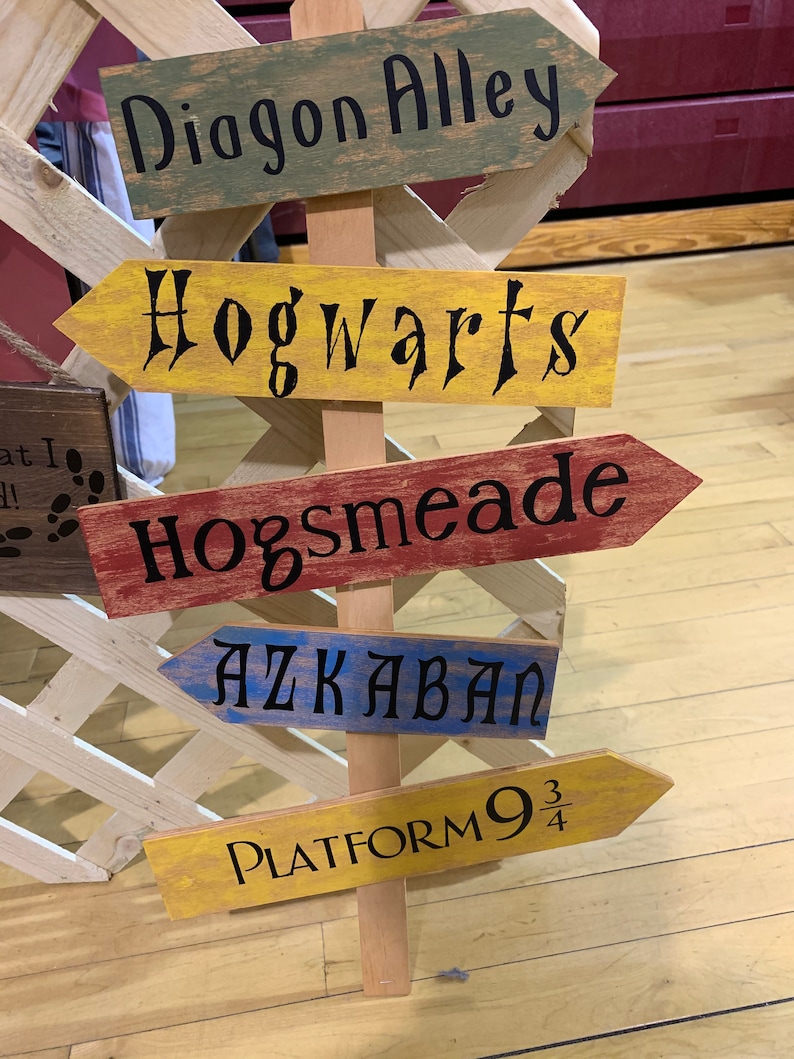 Hp Wizard Arrow Sign - Etsy