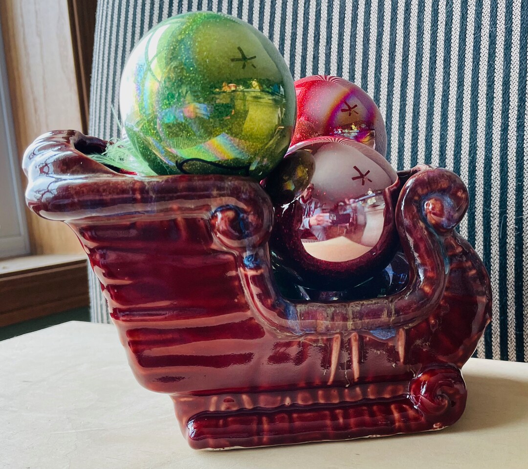 Elegant Poured Porcelain Ceramic Pottery Sleigh From Grammy's Divine ...
