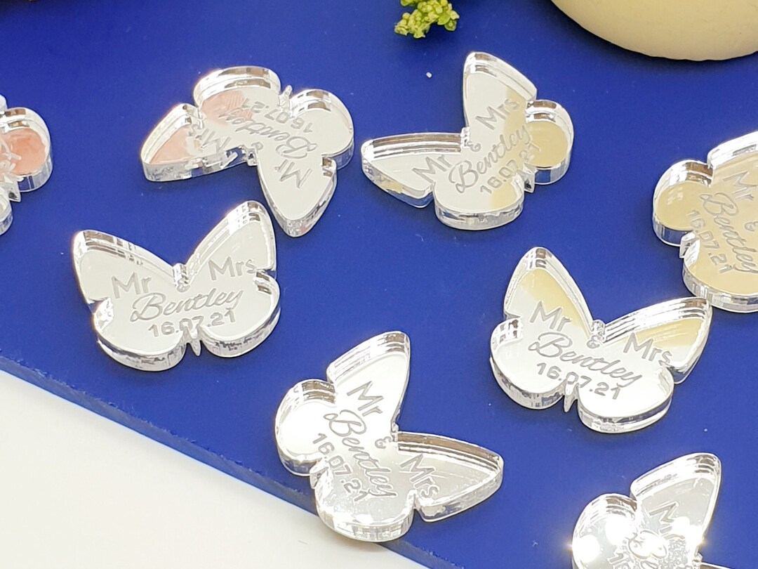 Confettis de table papillons personnalisés nom de famille et date, 80 ...