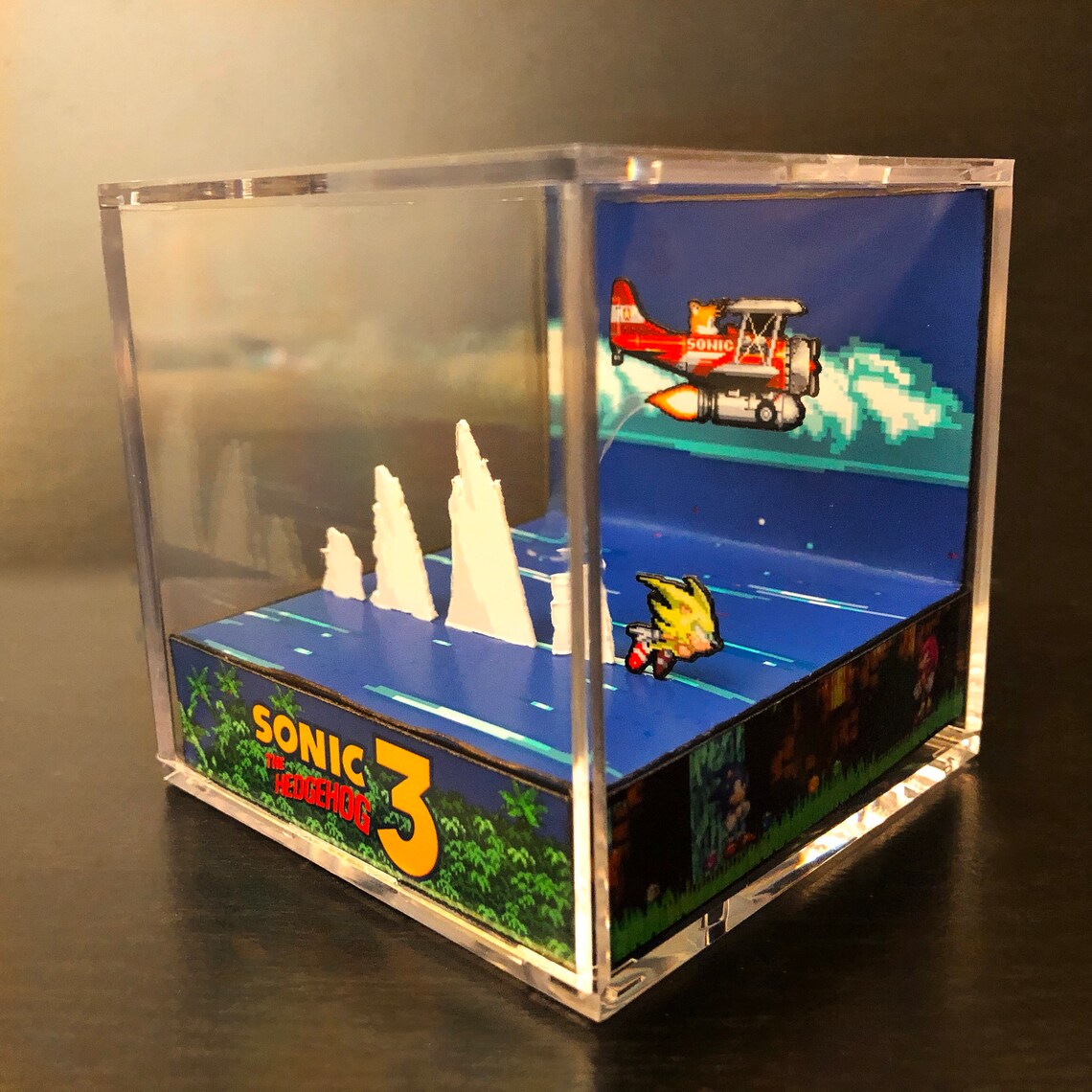 Sonic the Hedgehog 3 Diorama Cube: Super Sonic - Video Game Room ...