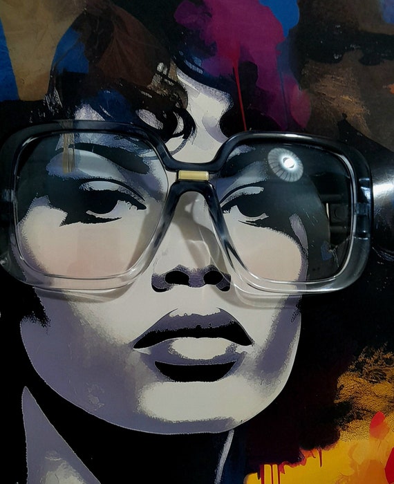 Pale blue to pink retro sixties gradient tint ombr… - Gem