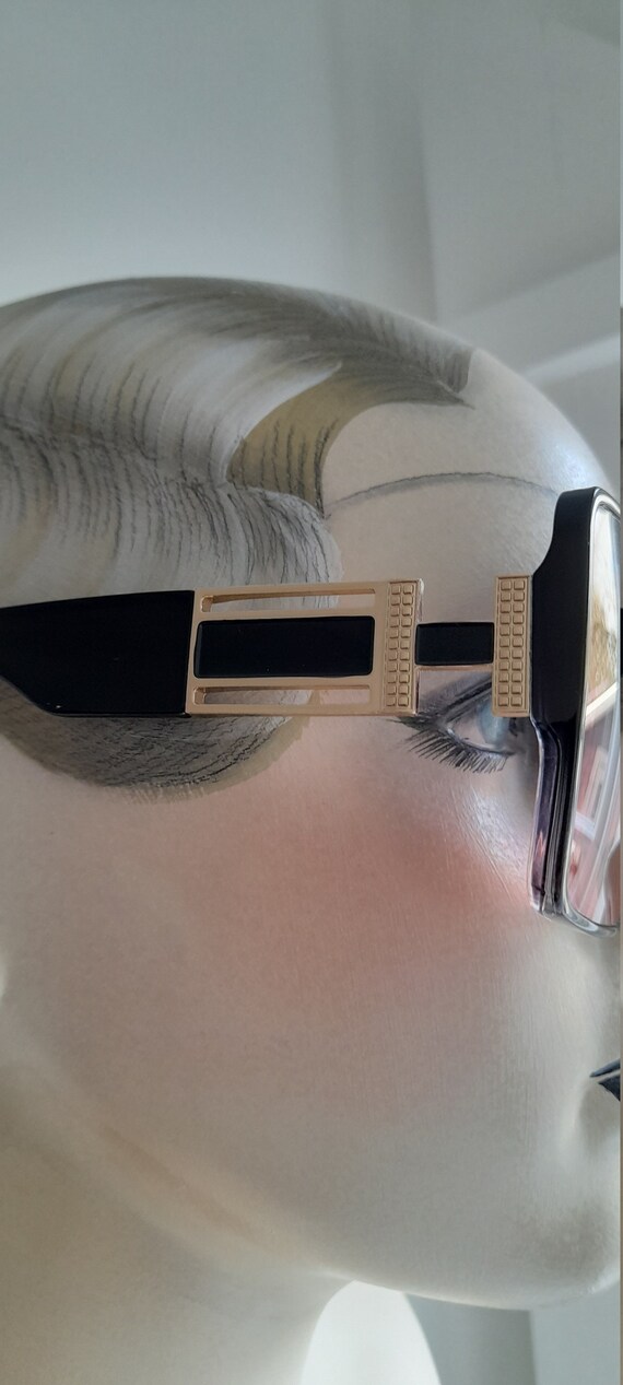 Gradient tinted oversized square retro sunglasses wid… - Gem