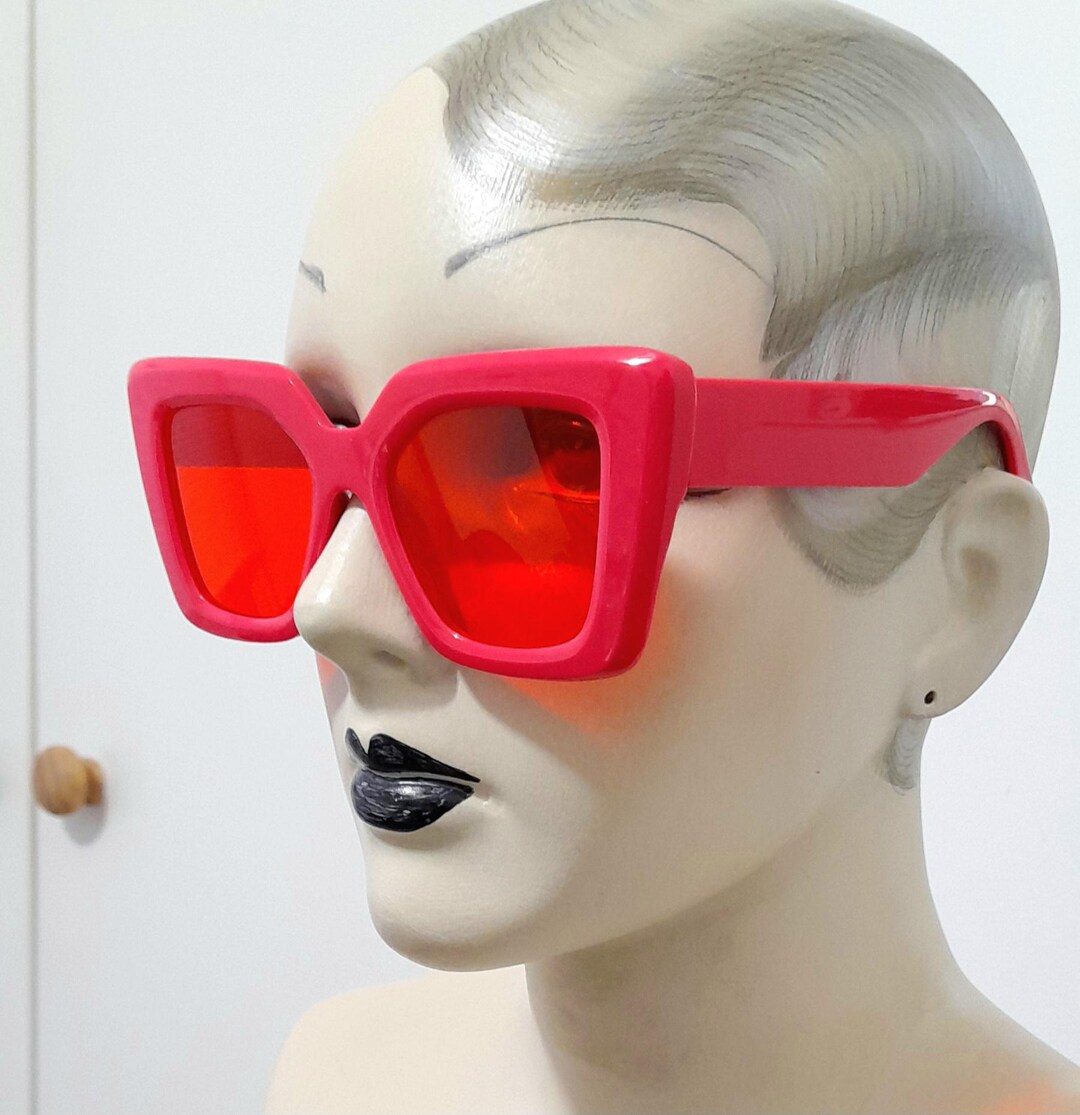 Super Retro 50s 60s Light Frame Stylish Tinted Sunglasses Gorgeous ...