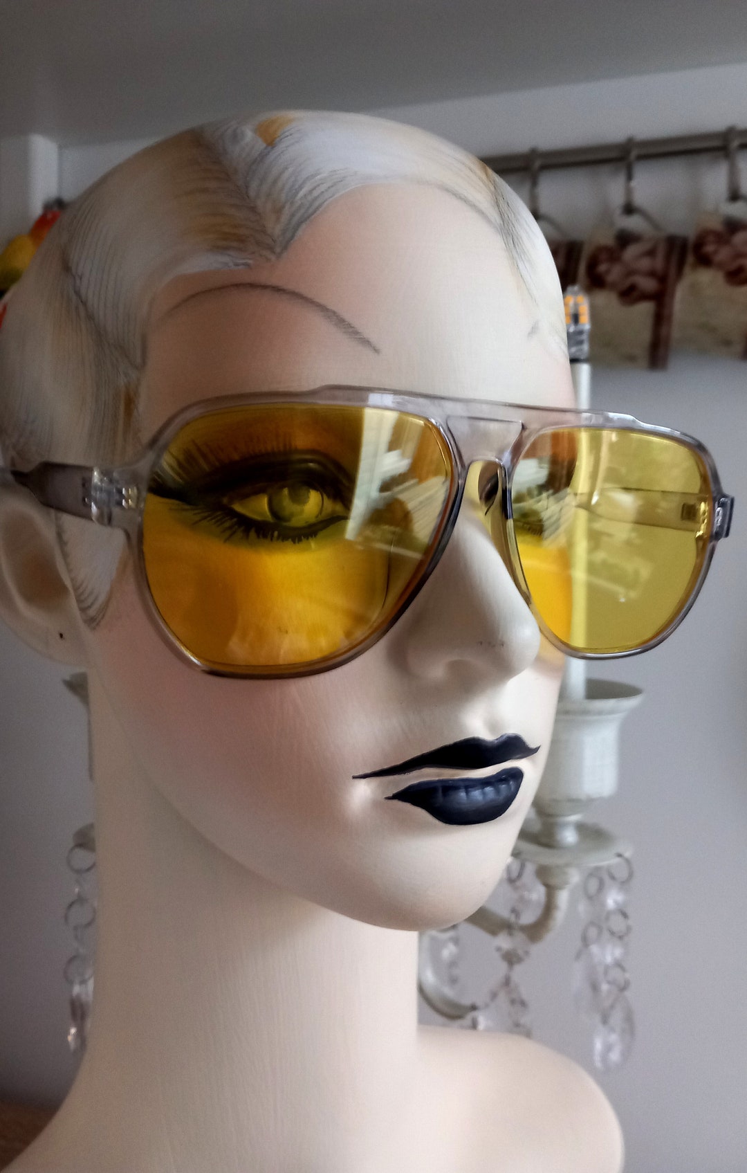 Yellow Light Frame 70s Light Tint Sunglasses Jackie O 70s Repro Classic ...
