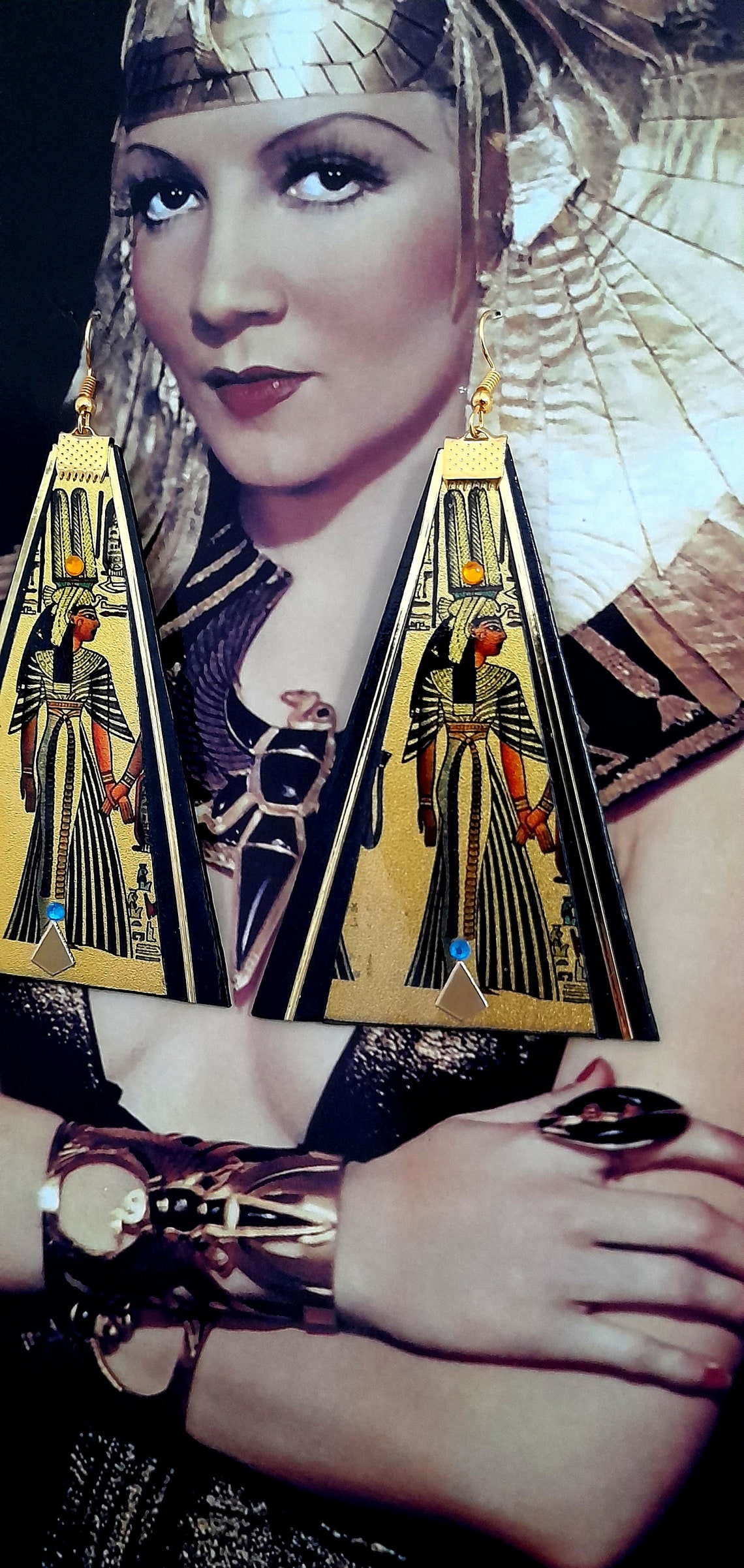 Ra Pharaoh Egyptian Gold Cleopatra Triangle.geometric Pyramid Long ...