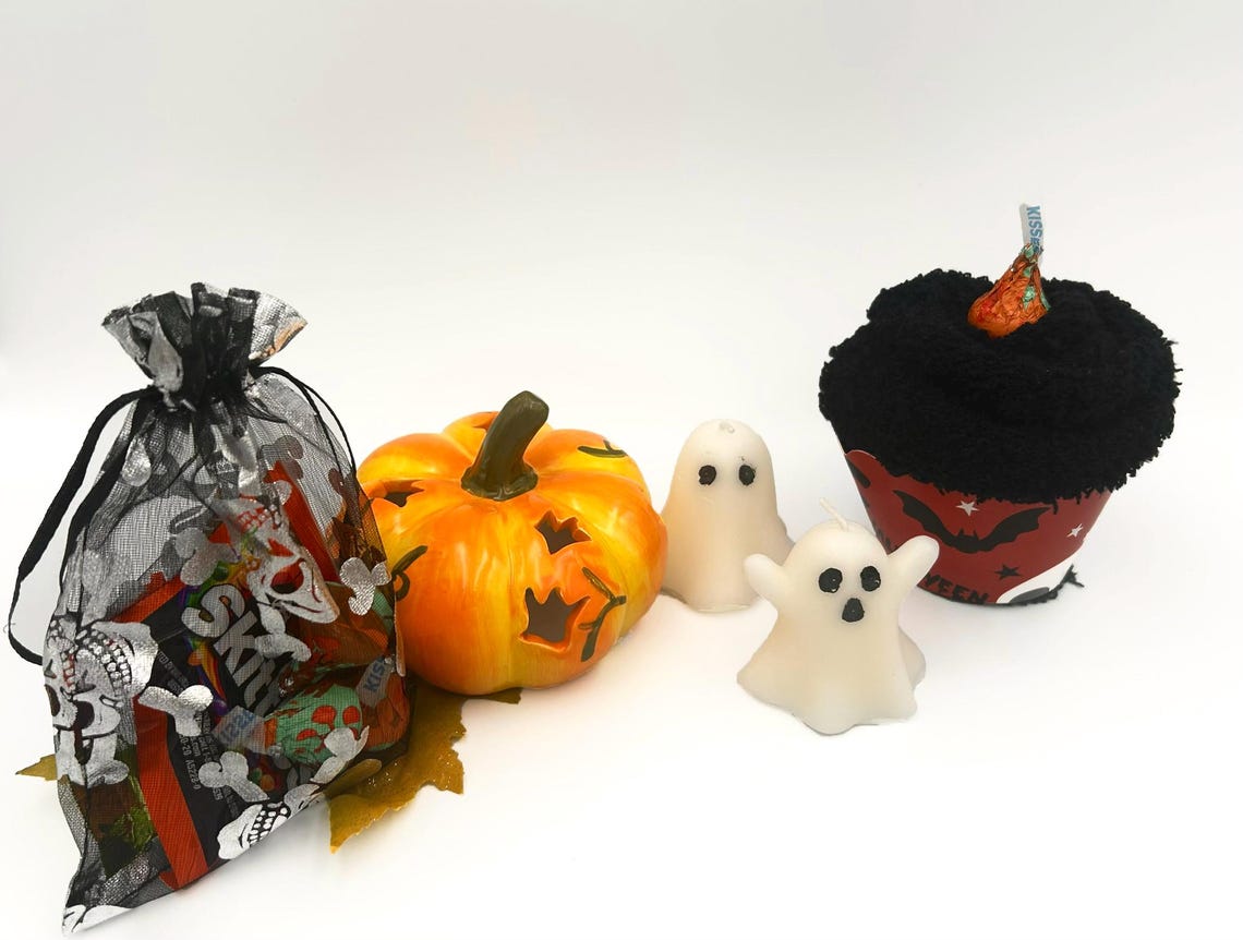 Spooky Halloween Gift Box, Pumpkin Mug, LED Pumpkin, Coffee & Socks - Etsy