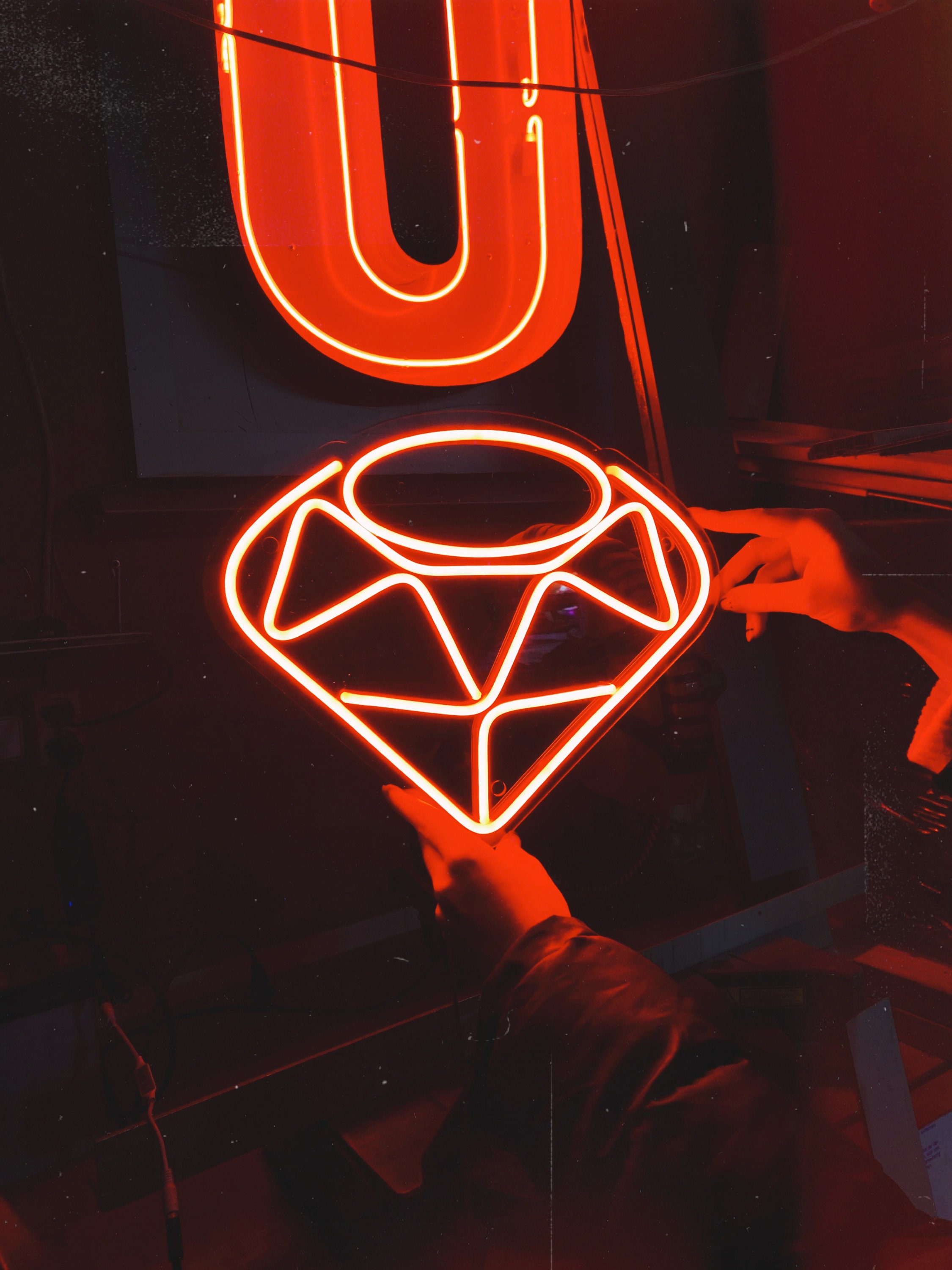 Diamond LED Neon Sign | Minimalistic Geometric Decor - Choose Your ...