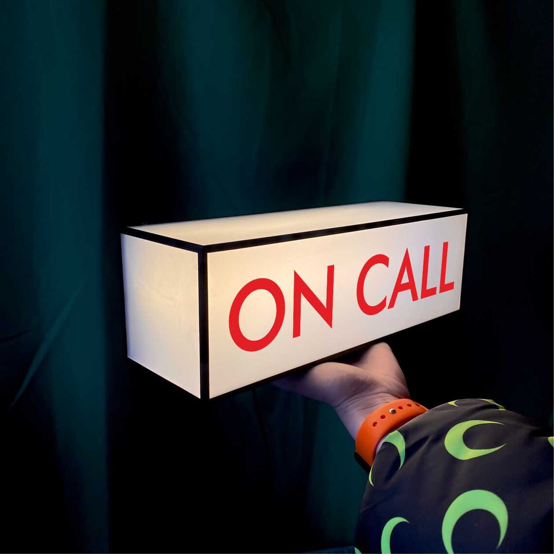 On Call Sign | Table and Wall Light Box | Do Not Disturb Light up Sign ...