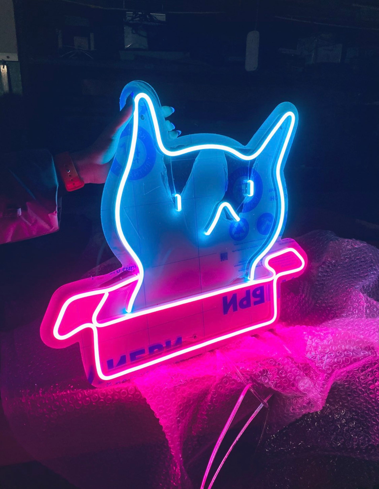 Cute Cat in Box LED Neon Sign | Animal Light Decor | Pet Wall Art ...