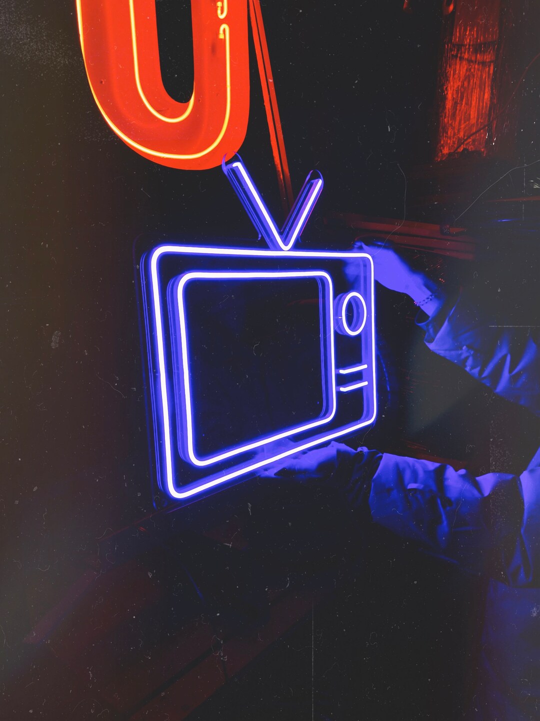 Retro TV Led Neon Sign - Vintage Old TV Set With TV Interference No ...