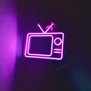 Retro TV Led Neon Sign - Vintage Old TV Set With TV Interference No ...