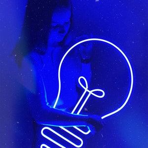 Light Bulb Led Neon Sign | Quirky Night Light Lamp for a Charming ...