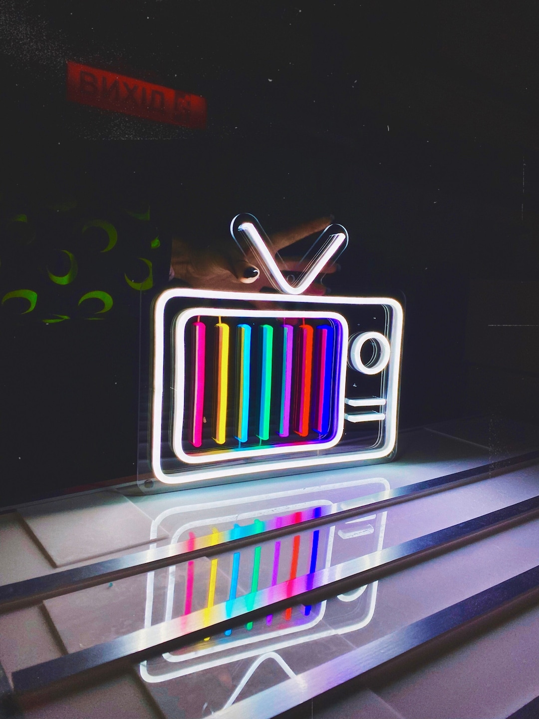 Retro TV Led Neon Sign - Vintage Old TV Set With TV Interference No ...