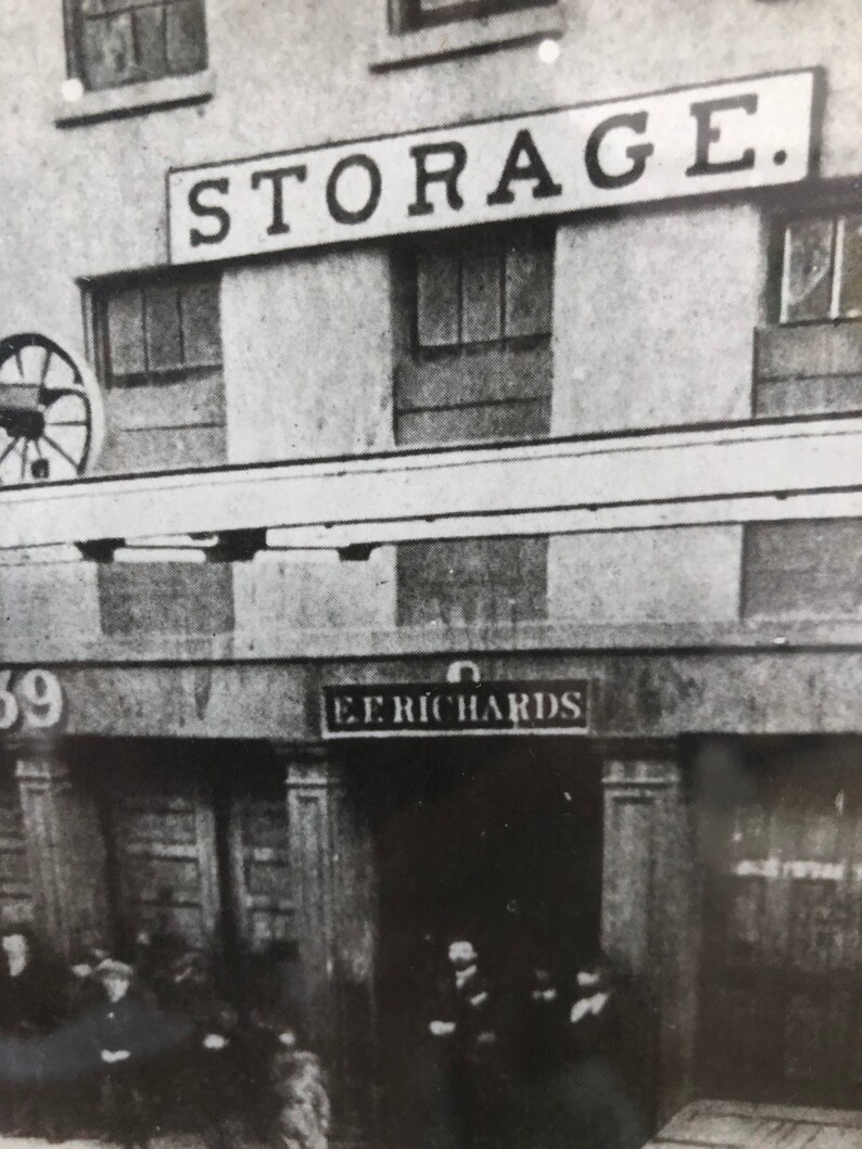 The History of Lord and Taylor 1826-2001 Hardcover. Pristine Condition ...