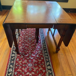 1930s to 1950s Conant Ball of Gardner , MA Maple Drop Leaf Dining Table With a Butterfly Support ...