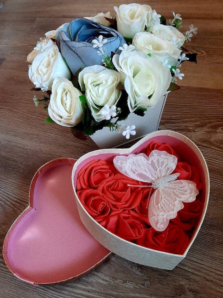 Luxury Flowers Box - Etsy