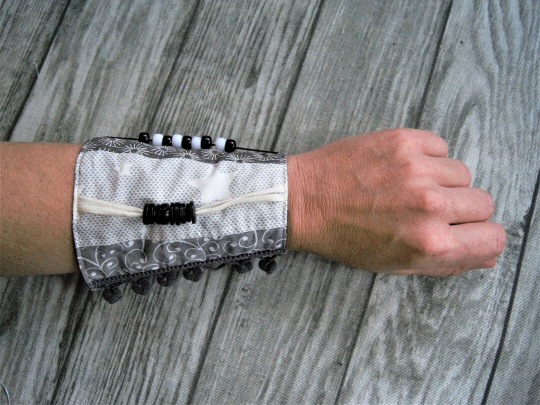 Dementia Arm Warmer Bracelet Nesting Blanket Motor Skills Gift ...