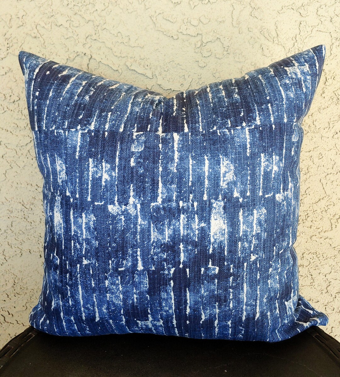 Scott Living Fabric Modern Navy Blue Pillow Cover - Coliseum Luxe Linen ...
