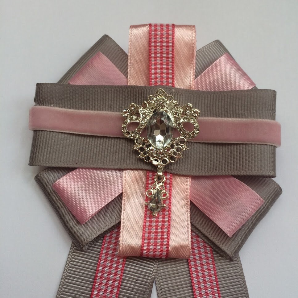 Gothic Jewelry, Silver Glass Bead Cameo Broch, Collar Bow Gothic Steam ...