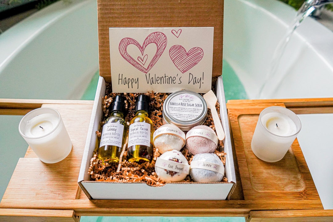 Couples Valentine's Day Spa Gift Box | Self Care Spa Gift Set | Organic ...