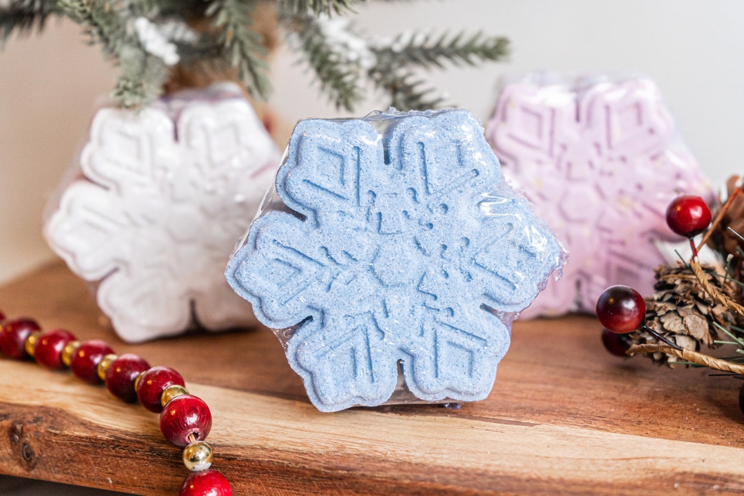 Organic Snowflake Bath Bomb | Holiday Bath Bomb | All Natural Bath Bomb ...